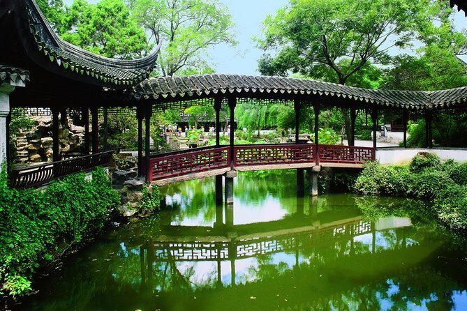 Suzhou and Zhouzhuang Water Town Private Day Tour from Wuxi - Transportation and Comfort