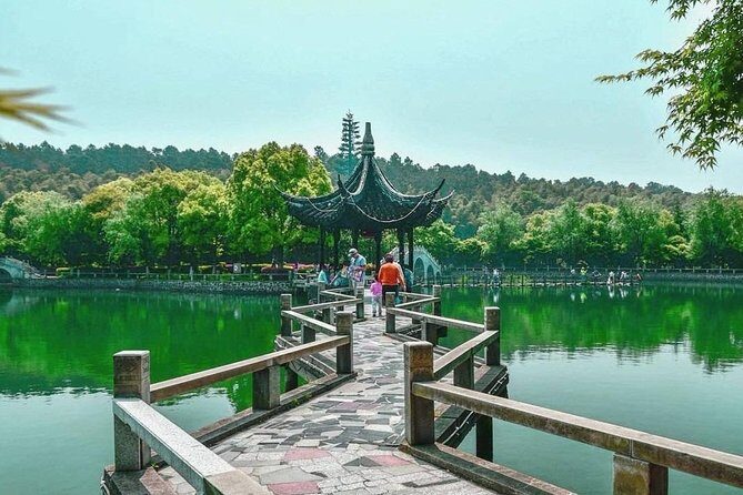 Suzhou Eco Village Private Day Tour with Lunch and Hot Spring Spa - A Closer Look at the Tour Experience