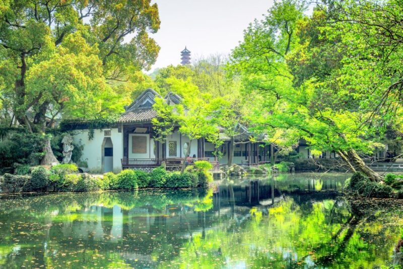 Suzhou: Gardens and Tongli or Zhouzhuang Water Town - FAQ