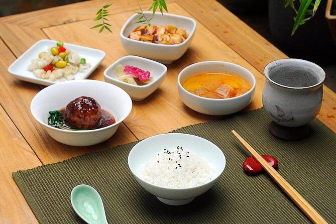 Suzhou Private Tour with Tongli Town Boat Tour, Paper-cutting & Vegetarian Lunch - Value and Practical Considerations