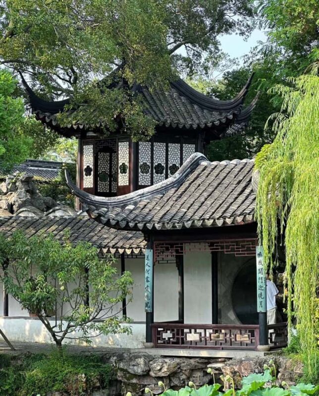 Suzhou Slow Life: Gardens, Handicrafts & Pingtan Melody - Exploring Suzhou’s Gardens and Historic Streets