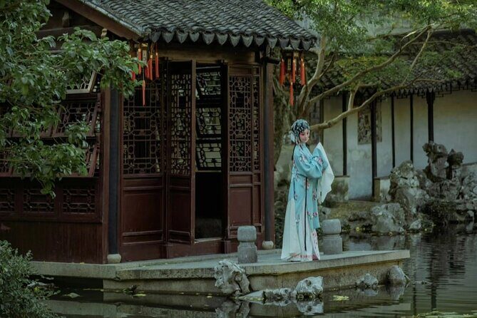 Suzhou Tongli Town and Lingering Garden by Private Car with Lunch - Why Choose This Tour?