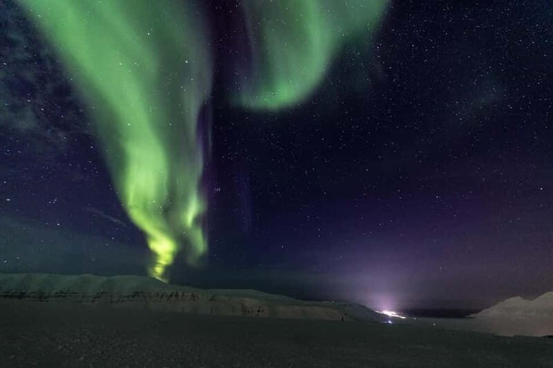 Svalbard: Northern Lights Photography Tour with local expert - The Arctic Landscape and Light