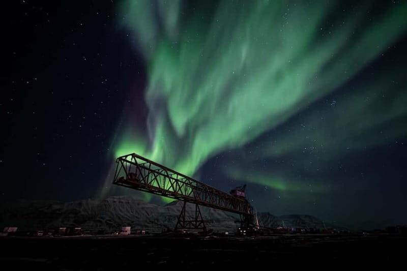 Svalbard: Northern Lights Photography Tour with local expert - The Weather Factor and Risks