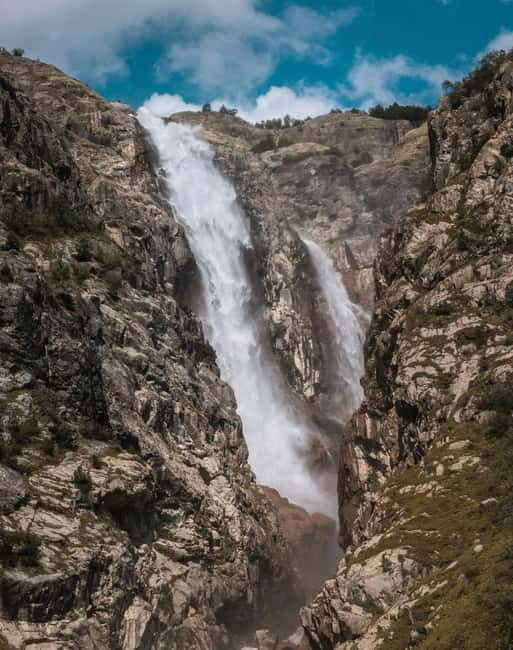 Svaneti: a trip to medieval villages and picturesque nature. - Key Points