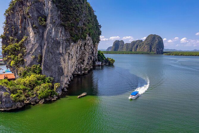 Swift Power Catamaran Glide to James Bond's Secret Island - Key Points