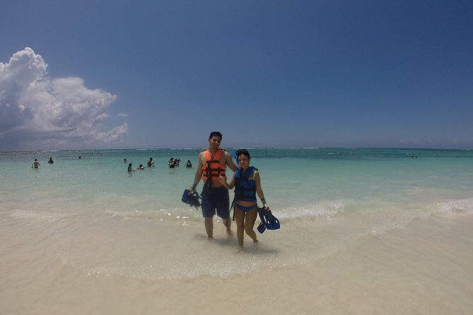 Swim with sea turtles - The Value of the Tour