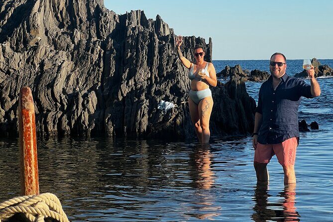 Swim&Enjoy 5 terre on the PINK Hyena with Captain Jenny! - Who Would Love This Tour?