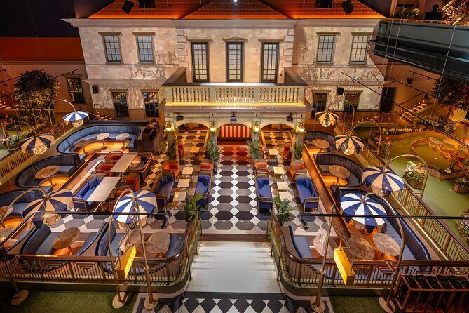 Swingers Indoor Mini Golf at Mandalay Bay - Entering the World of Swingers