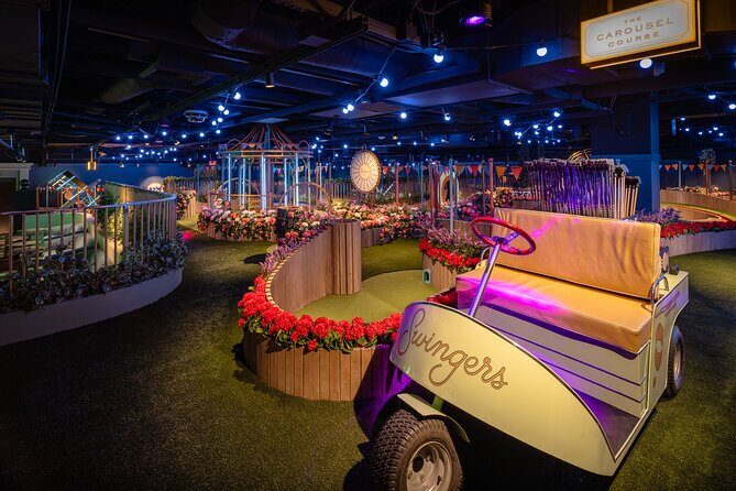 Swingers Indoor Mini Golf at Mandalay Bay - The Energy and Crowd Dynamics