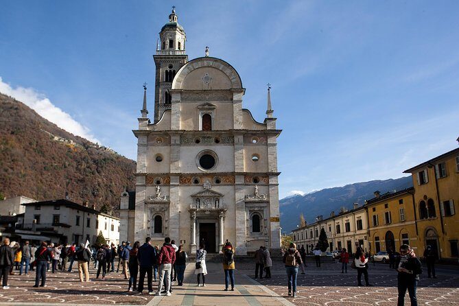 Swiss Alps Bernina Red Train and St.Moritz Tour from Milan - FAQ
