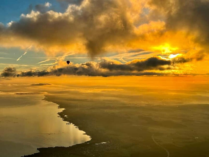 Switzerland hot air balloon flight - The Adventure Begins: What to Expect from Your Swiss Balloon Flight