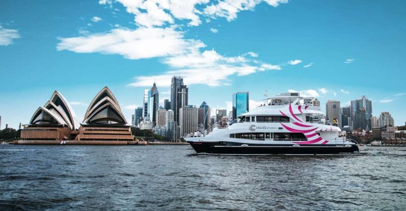 Sydney: 2-Course All Inclusive Lunch Harbour Cruise - Sightseeing and Commentary