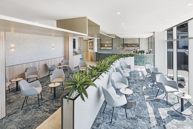 Sydney Airport Plaza Premium Lounge - A Practical Look at the Sydney Airport Plaza Premium Lounge