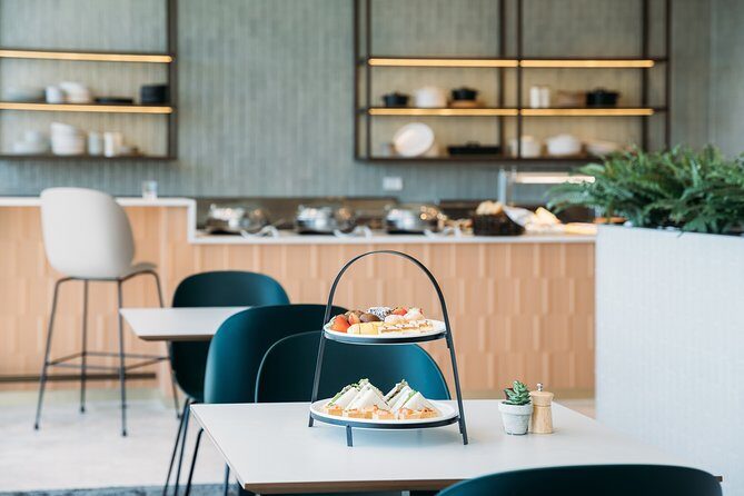 Sydney Airport Plaza Premium Lounge - What You Can Expect at the Sydney Airport Plaza Premium Lounge