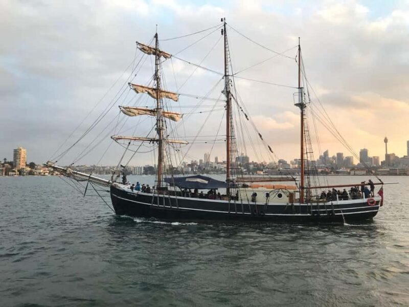 Sydney: Australia Day Tall Ship Cruise with Dinner & Drinks - Key Points