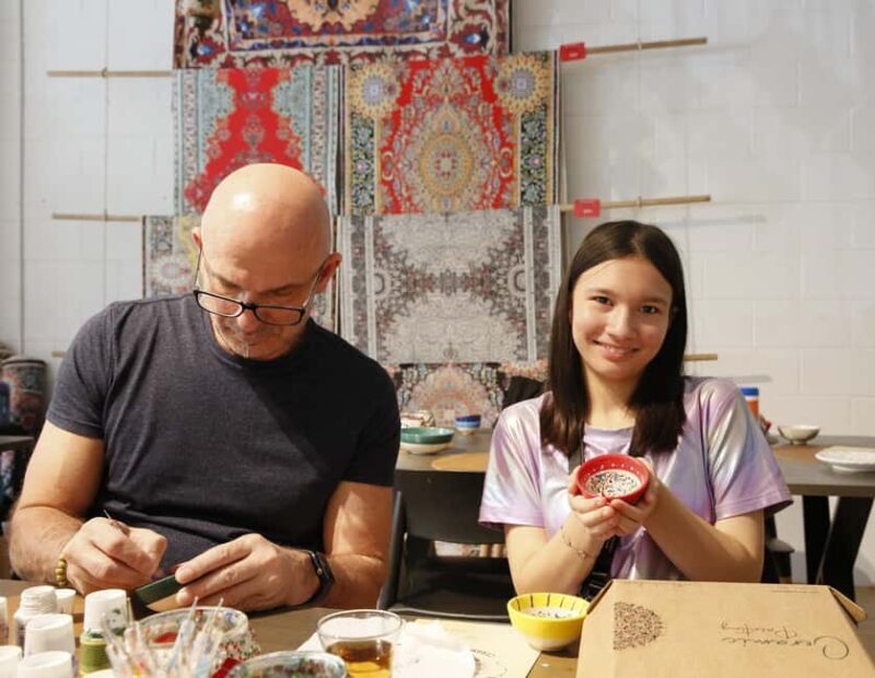 Sydney: Ceramic Plates & Bowls Paint and Sip Classes - FAQs