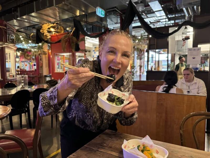 Sydney: City Highlights Walking Food Tour with Harbor Cruise - Key Points