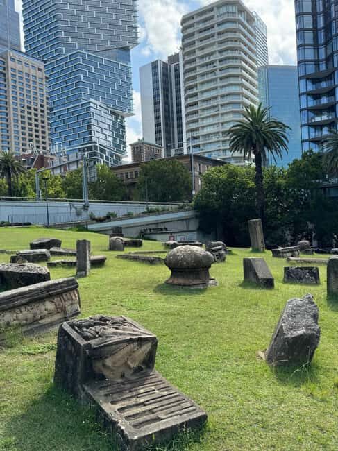 Sydney: City Highlights Walking Food Tour with Harbor Cruise - Food and Market Experience