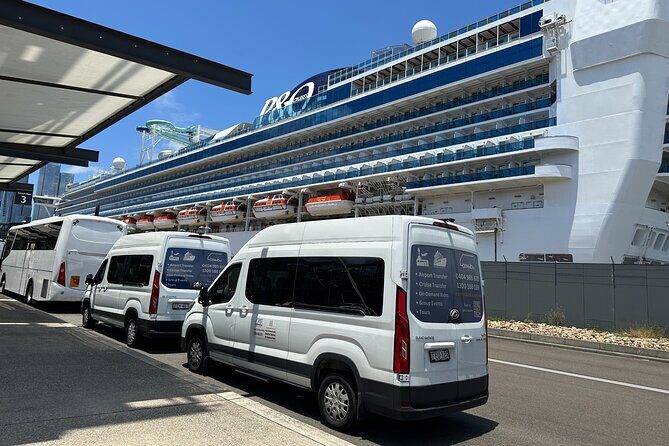 Sydney Cruise Transfers a Premium 11 Seater Minibus - Key Points