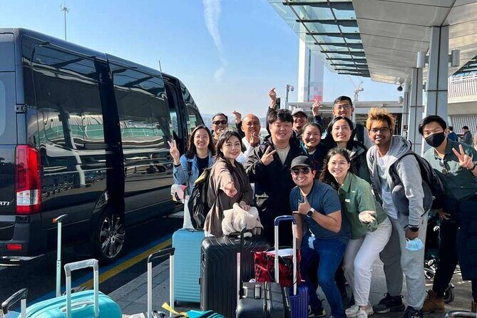 Sydney Cruise Transfers a Premium 11 Seater Minibus - Experience Based on Real Feedback
