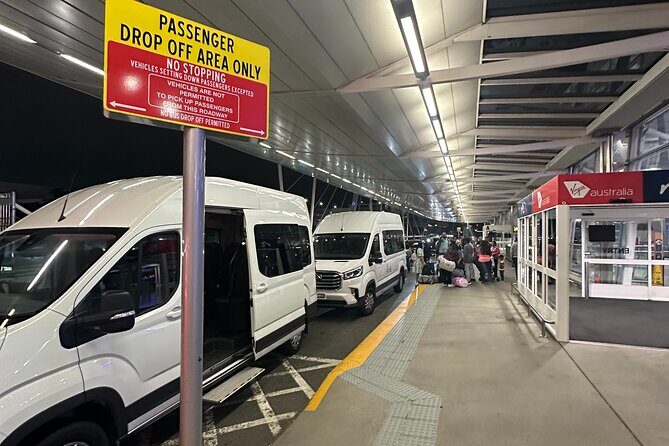 Sydney Cruise Transfers a Premium 11 Seater Minibus - The Sum Up