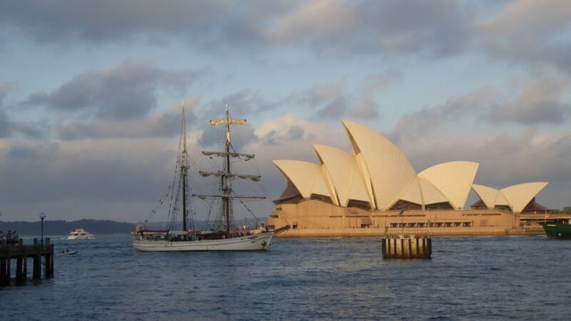 Sydney: Harbor Sunset Cruise with Dinner - An In-Depth Look at the Harbour Sunset Cruise