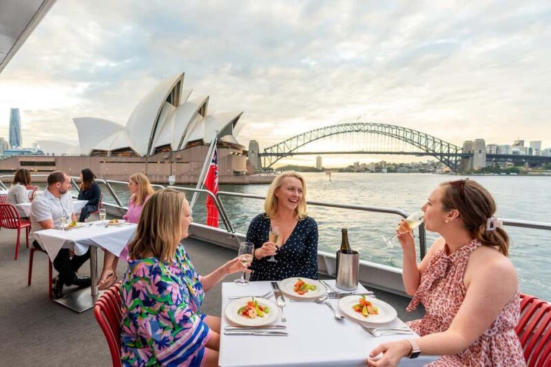 Sydney Harbour: 1.5-Hour Lunch Cruise - Seating and Service: Comfort Matters