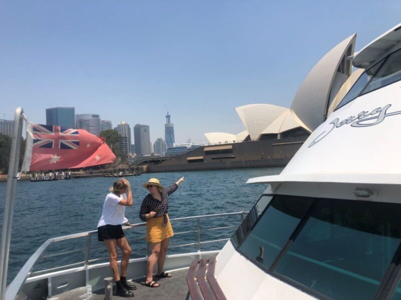 Sydney: Harbour Cruise with Buffet Lunch - An In-Depth Look at the Sydney Harbour Cruise with Buffet Lunch