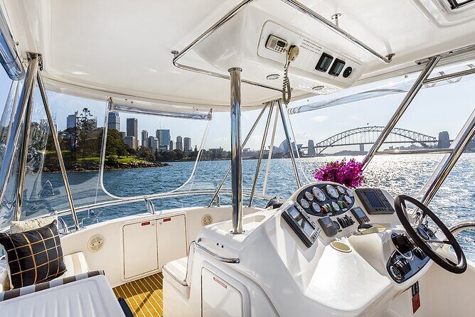 Sydney Harbour Side Restaurant Dinner and Twilight Cruise - A Closer Look: The Experience