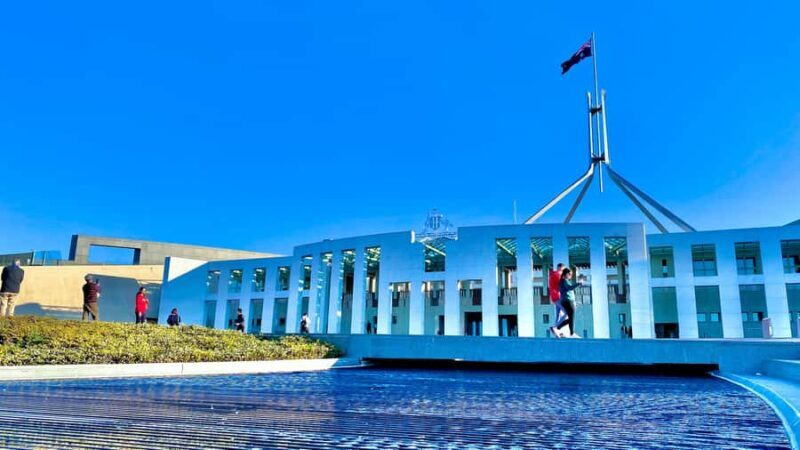 Sydney: Private Canberra & Southern Highlands Luxe Tour - A Scenic Journey through New South Wales into the Heart of Australia