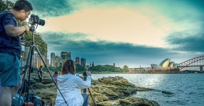 Sydney: Sydney Harbour Sunset Photo Tour & Cruise - The Sum Up