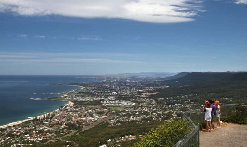 Sydney: Wollongong, Macquarie Pass, and Waterfalls Tour - Evaluating the Value