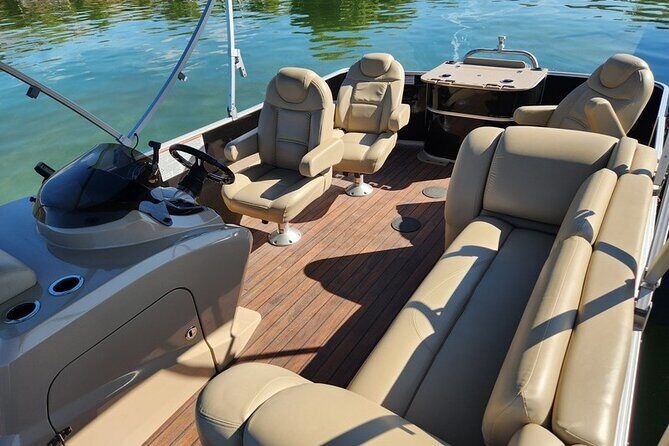 Sylvan Mirage 8522 PartyFish Pontoon Boat Rental - Key Points
