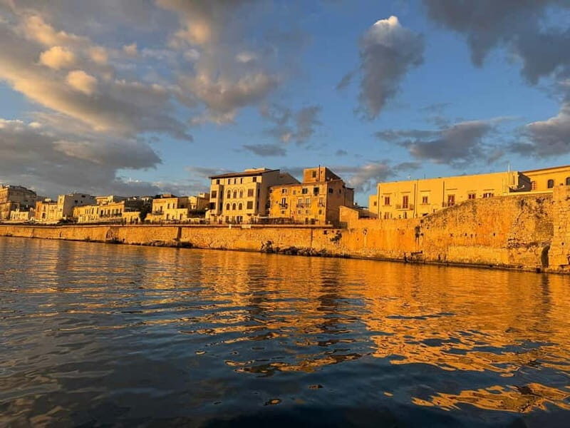 Syracuse: Boat Trip with Lunch, Wine, and Swimming Stops - Who Should Consider This Tour?
