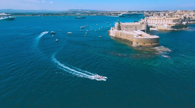 Syracuse: Pillirina, Ortigia, and Sea Caves Tour by Boat - Introduction