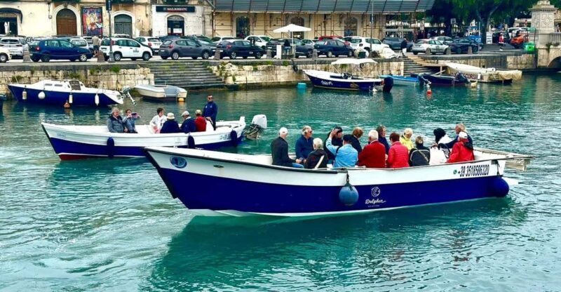 Syracuse: Private boat tour of Ortigia and sea caves - Syracuse: Private boat tour of Ortigia and sea caves