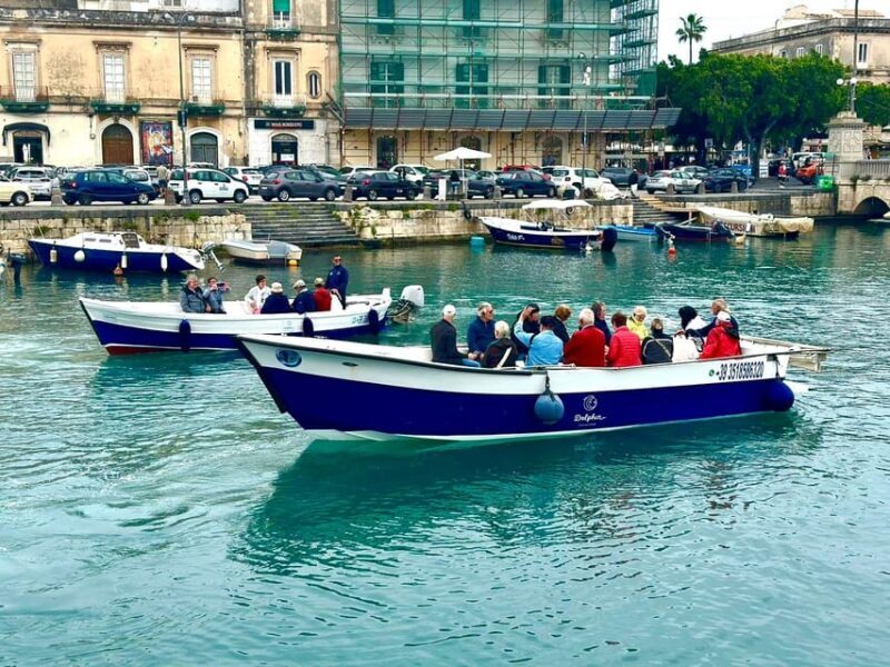 Syracuse: Private boat tour of Ortigia and sea caves - An in-depth look at the tour experience