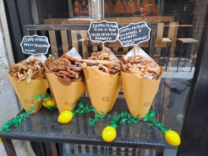 Syracuse: Street Food Walking Tour in Ortigia with Tastings - What you can expect during the tour