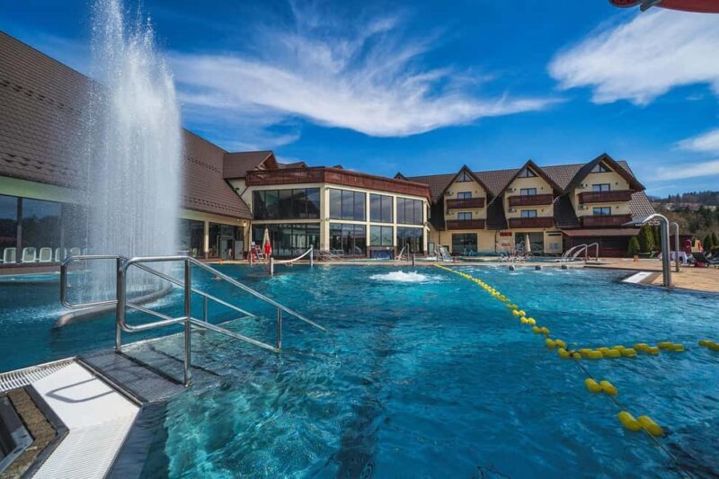 Szaflary: Thermal Baths Szaflary Full-Day Ticket - The Atmosphere and Setting