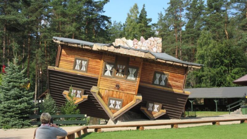 Szymbark: Kashubian Switzerland 5-Hour Private Tour - Detailed Breakdown of the Itinerary