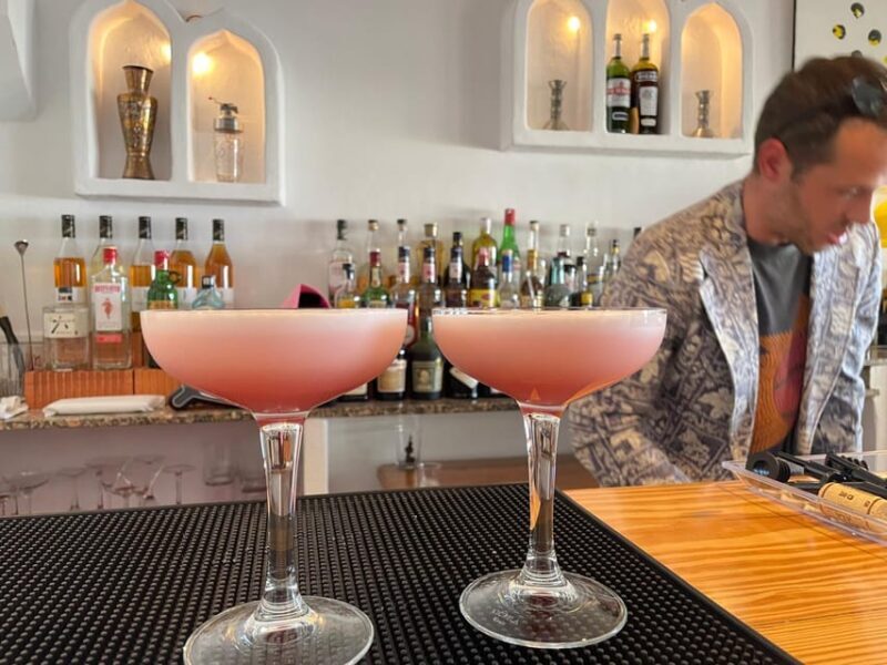 Table Zero: Cocktail Night in Style with Tapas Included - Key Points