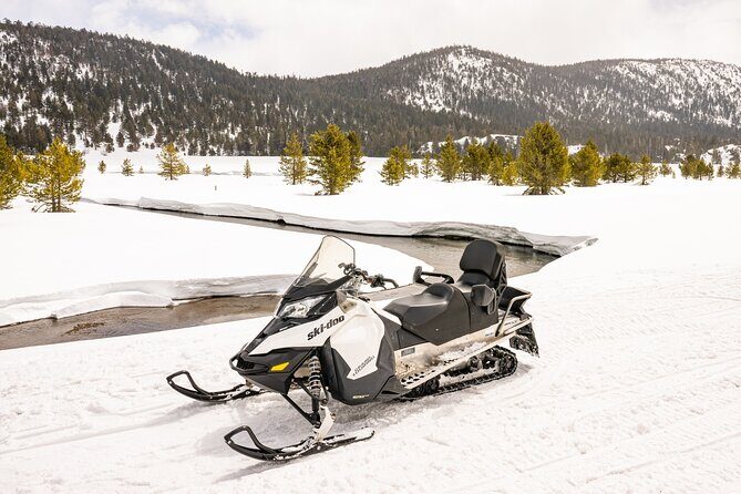 Tahoe Snowmobiling Tours - An Exciting Snowmobile Journey with Impressive Views