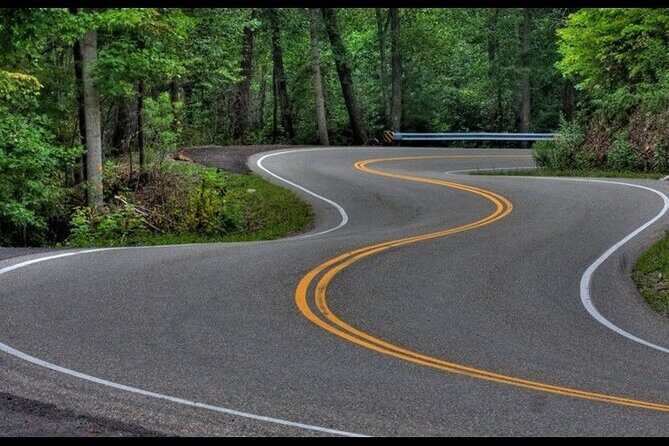 Tail of the Dragon Slingshot Adventure - What to Expect from the Rental and Drive