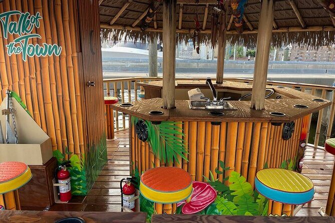 TAILFINS Tiki Boat Destin/Crab Island (6HRS/PRIVATE) - Introduction to the Tiki Boat Experience in Destin