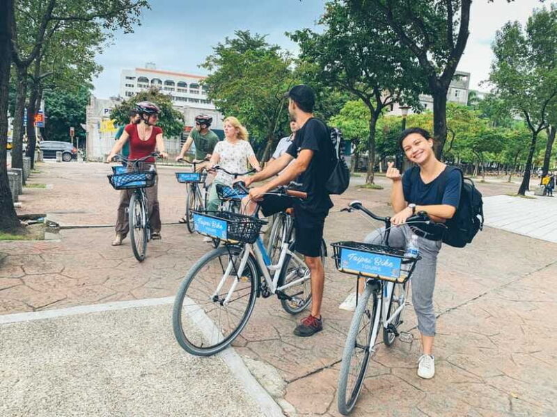 Taipei: 4-Hour Morning City Cycling Tour with Breakfast - The Value of the Experience