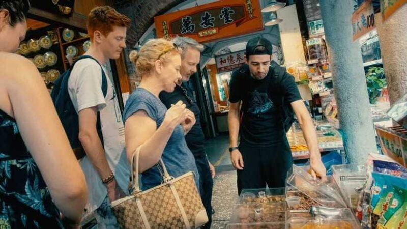 Taipei: 4-Hour Morning City Cycling Tour with Breakfast - Group Size and Accessibility