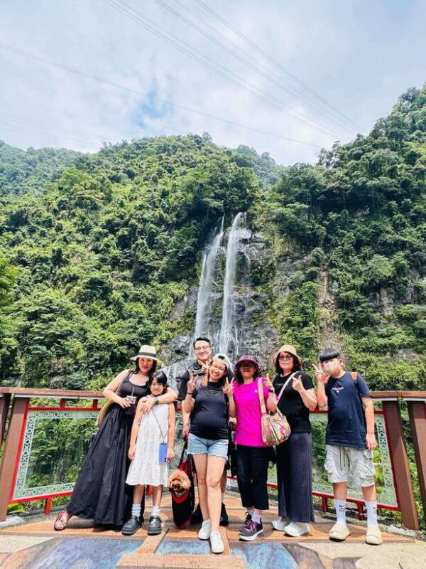 Taipei: 8 Hours Private Day Tour in Wulai with Benz Vito - Who Would Love This Tour
