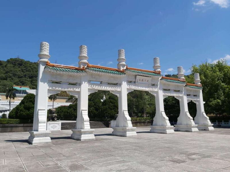 Taipei: Classic Landmarks Day Tour - The Sum Up