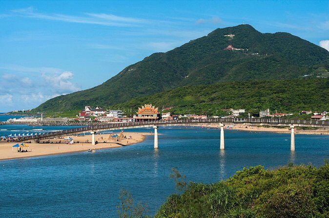 Taipei Customize Your Private Day Tour with Driver Guide - What to Expect at Each Stop